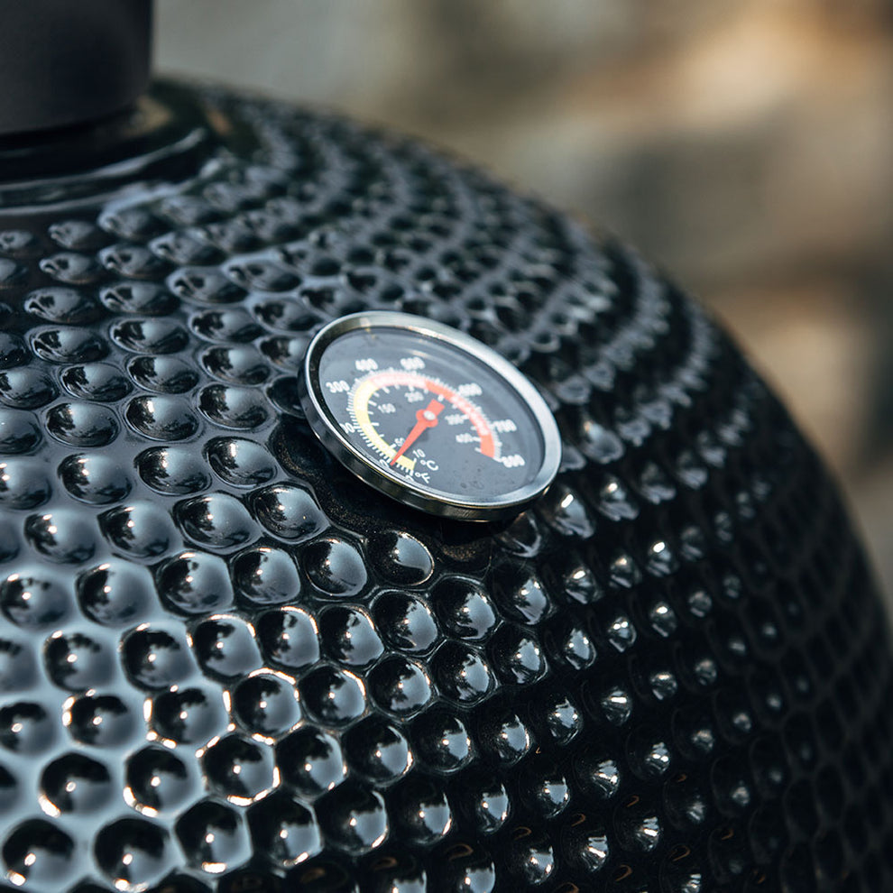 18" Kamado Grill Kit | Ash & Ember